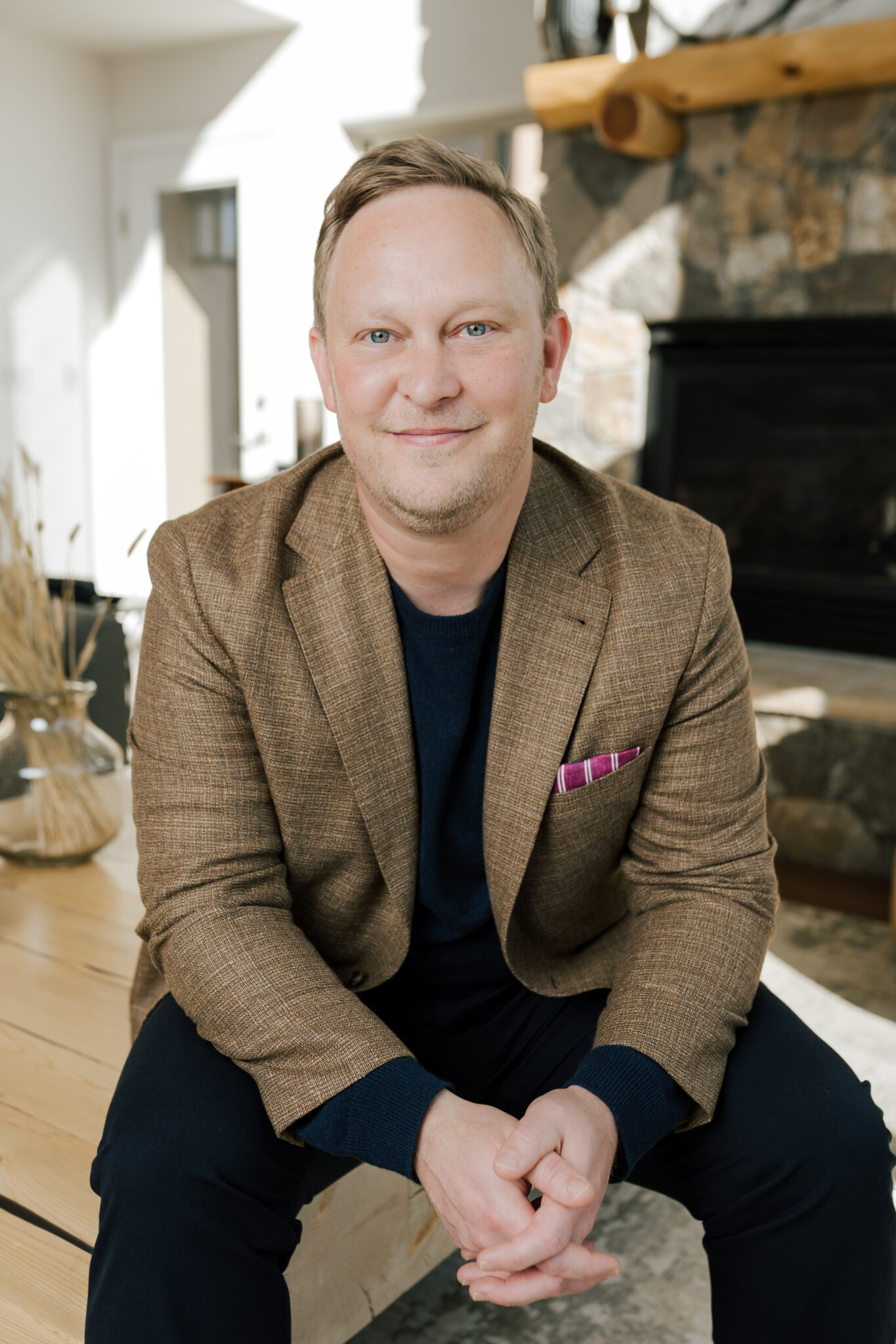 About Us - Alive Literary Agency